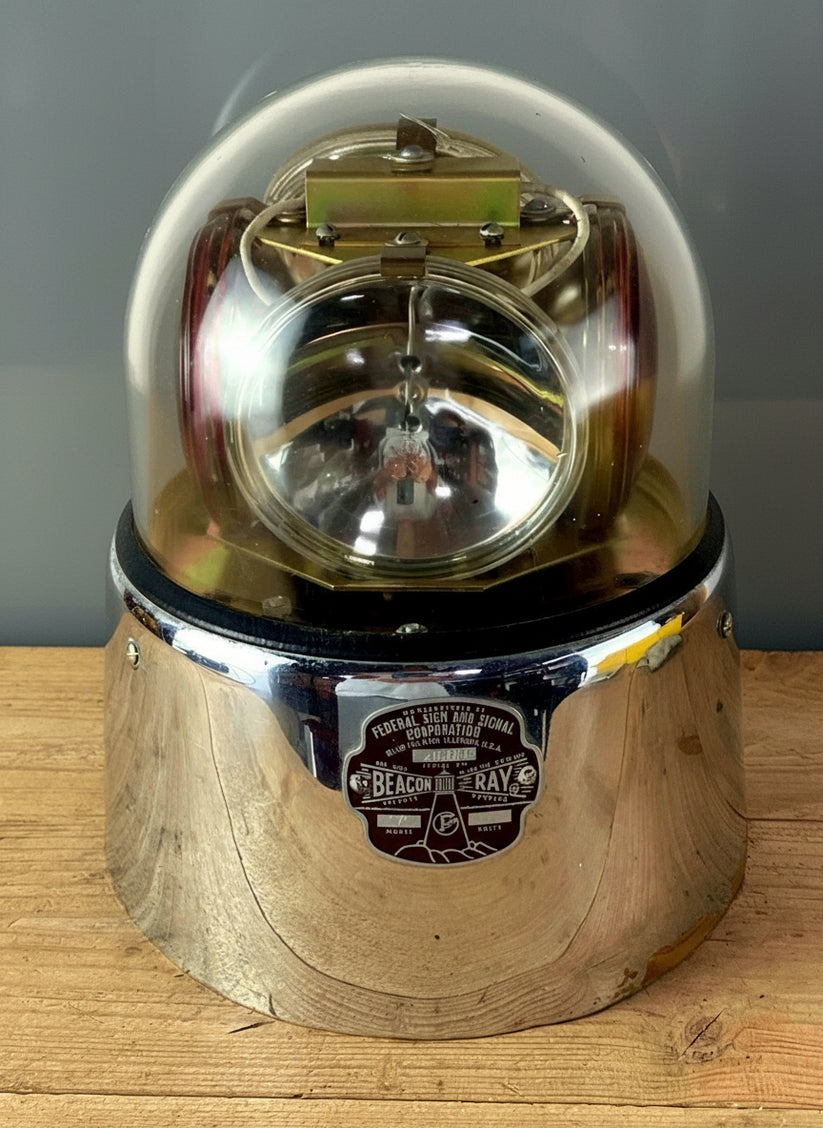Federal Signal Beacon Ray Model 175 Light With Glass Dome