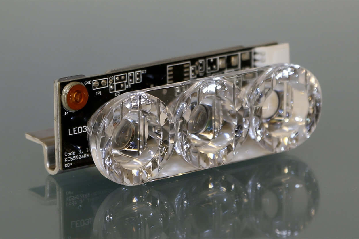 CODE 3 21TR 21 Series Alley Takedown LED Light 3 Diode White
