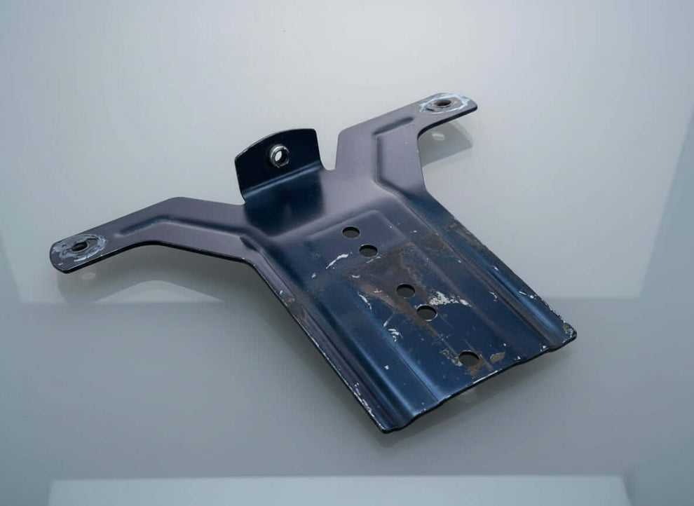 Federal Signal StreetHawk Lightbar - One (1) Mount Leg Foot