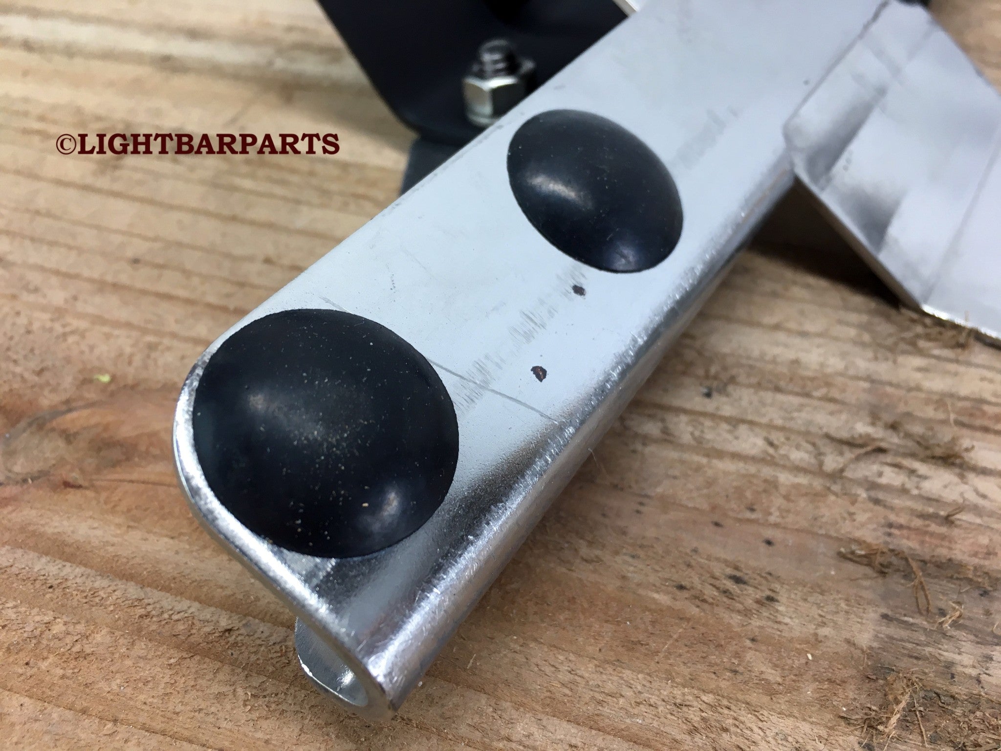 Federal Signal Aerodynic Jetsonic Lightbar Mount - 4 Piece Rubber Feet