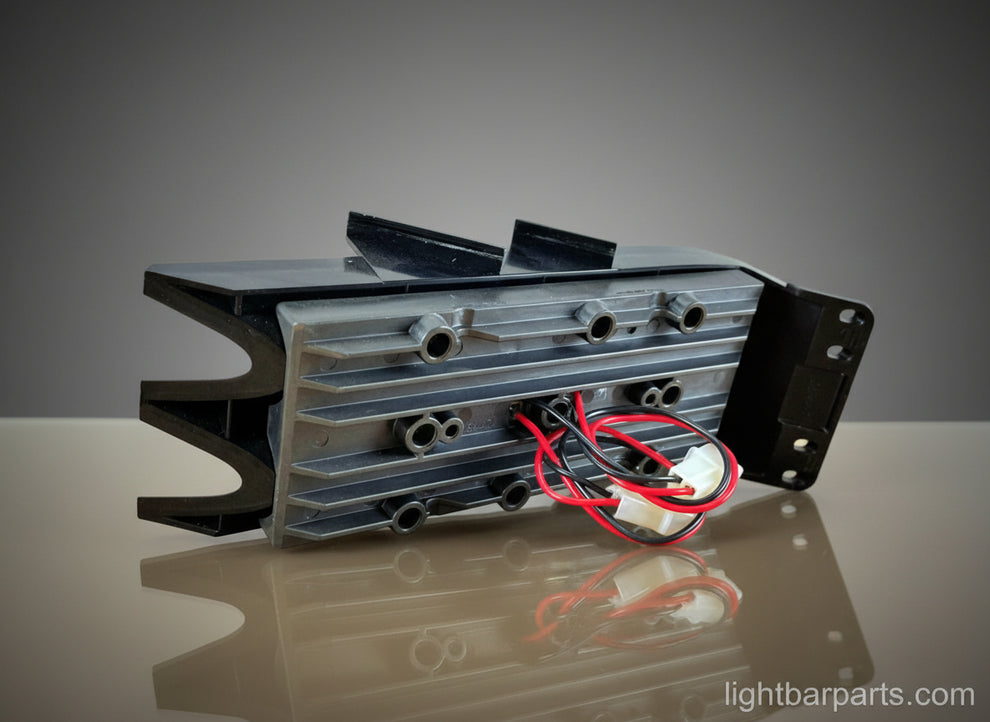 Whelen Ultra Freedom Lightbar - Red/Red 9 x 9 LIN18 Corner Extended LE