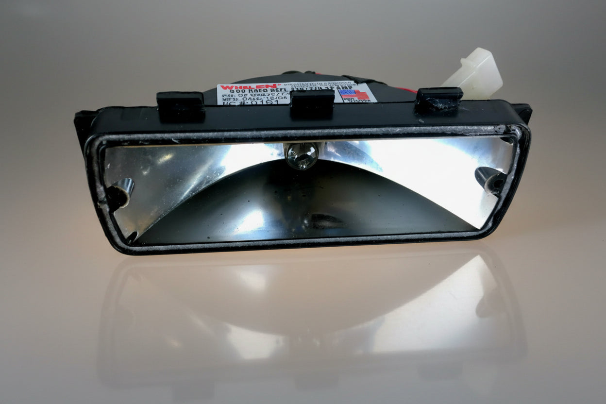 One Pair - Whelen 500 Series Halogen Alley Takedown Lights