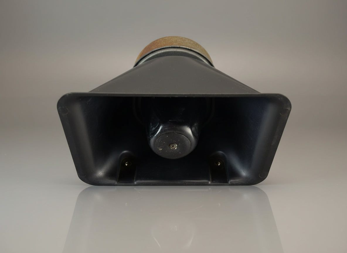 Yankee 911 Lightbar - 100W Center Speaker with Mounting Plate